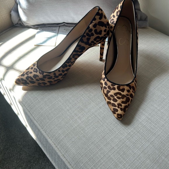 Jessica Simpson | Shoes | Jessica Simpson Leopard Pumps | Poshmark